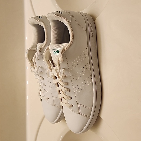 adidas | Shoes | Mens Adidas Advantage Base Ee769 | Poshmark